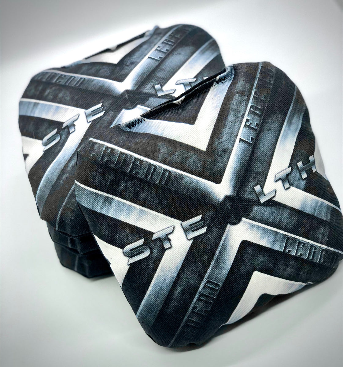 Legend "STEALTH" Premium Cornhole Bag (set of 4) – LegendCornhole